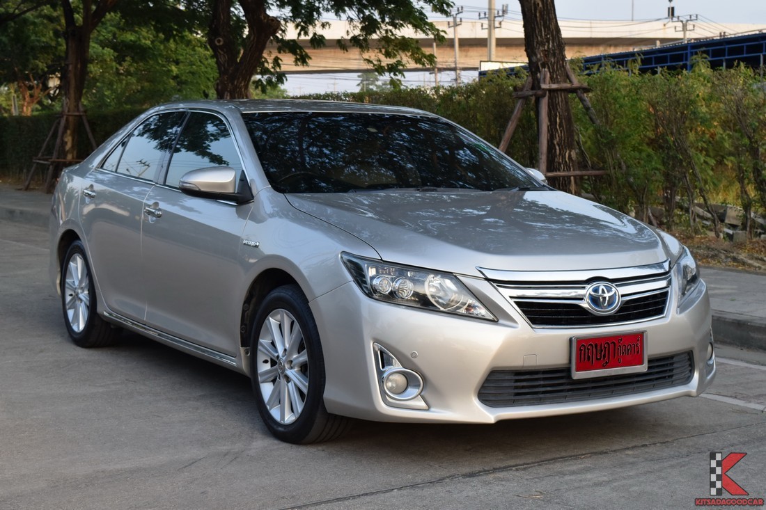 Toyota Camry มือสอง ฟรีดาวน์ ดอกเบี้ยพิเศษ โตโยต้า แคมรี่ สภาพดี
